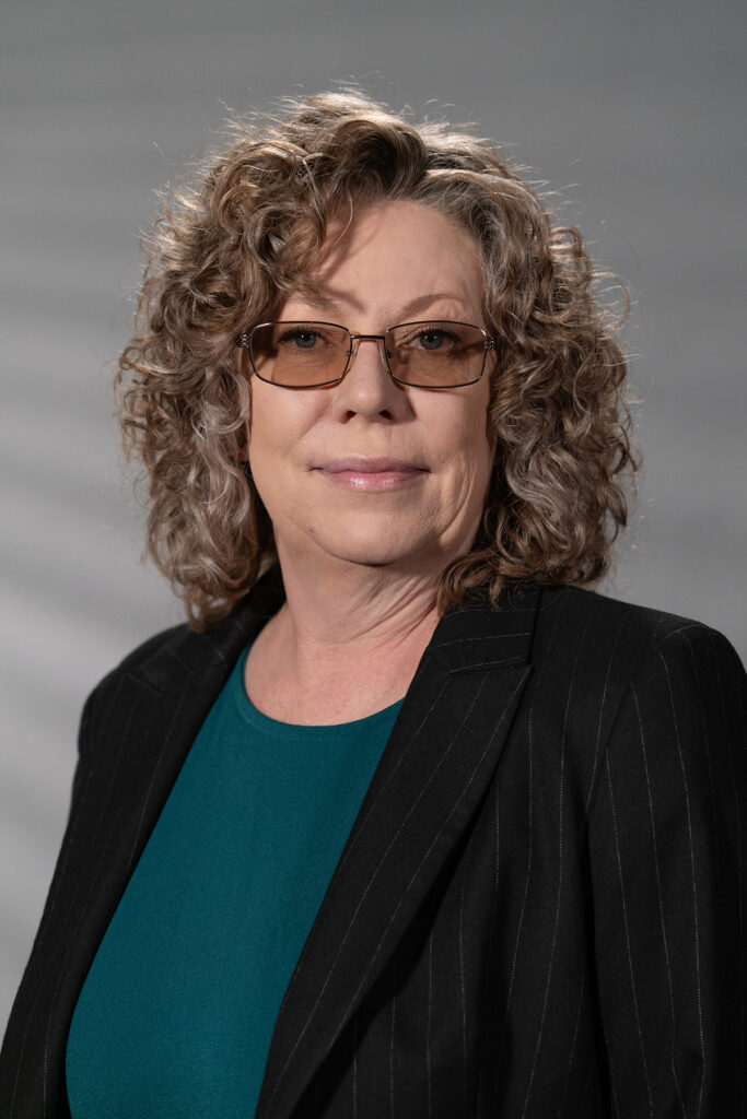 Lisa Palomo's Instagram, Twitter & Facebook on IDCrawl